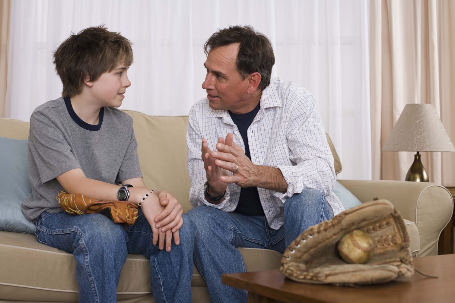 How to Talk to Children About Addiction in the Family - Promises ...